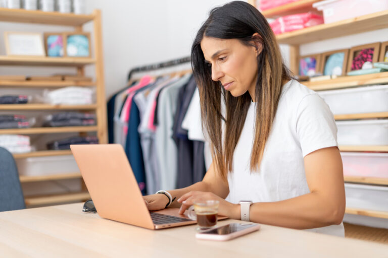 Webmail SFR : comment utiliser une messagerie boîte mail SFR